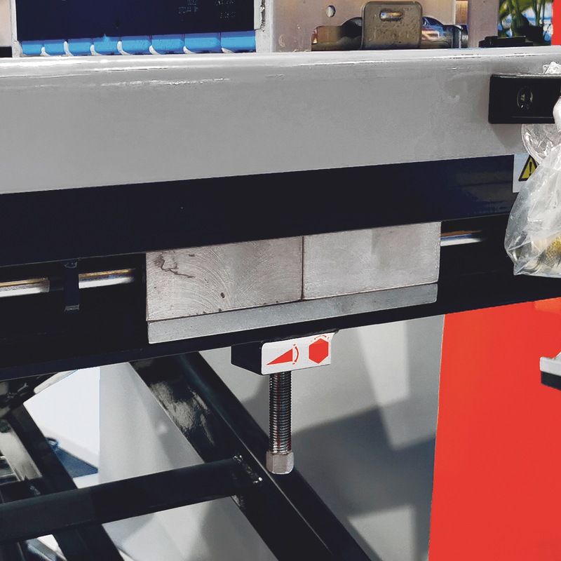 Buy Mobile battery lifting table trolley 1,000 KG online