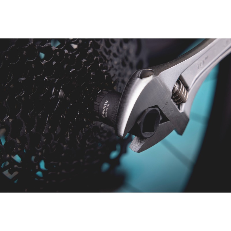 Cassette lockring tool