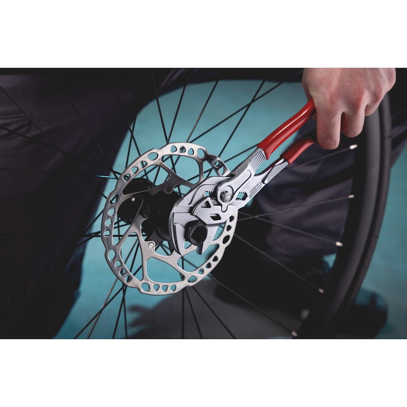 Cassette lockring tool